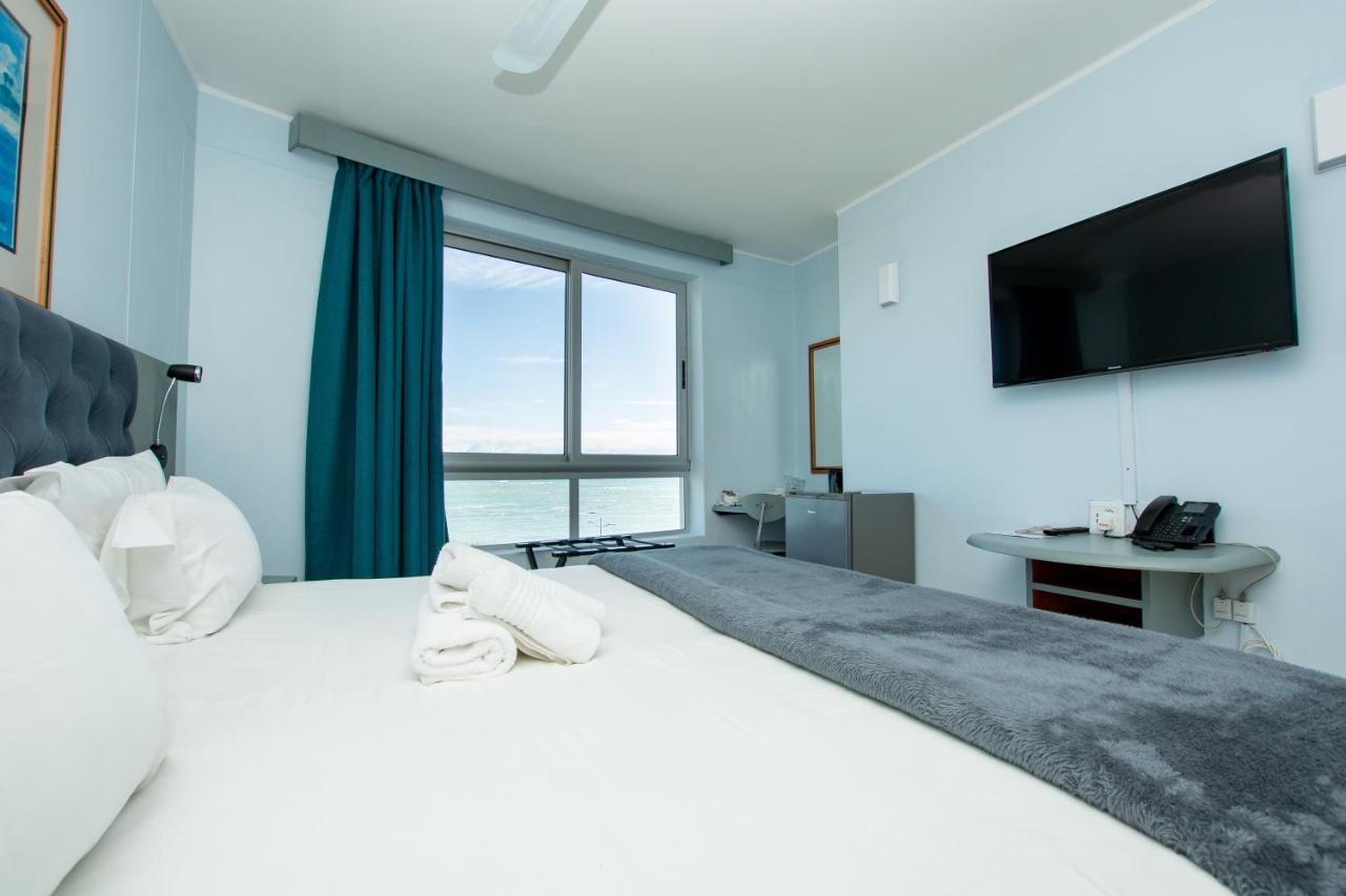 OCEAN BREEZE HOTEL STRAND | LUXURY ACCOMMODATION AND SEA VIEW
